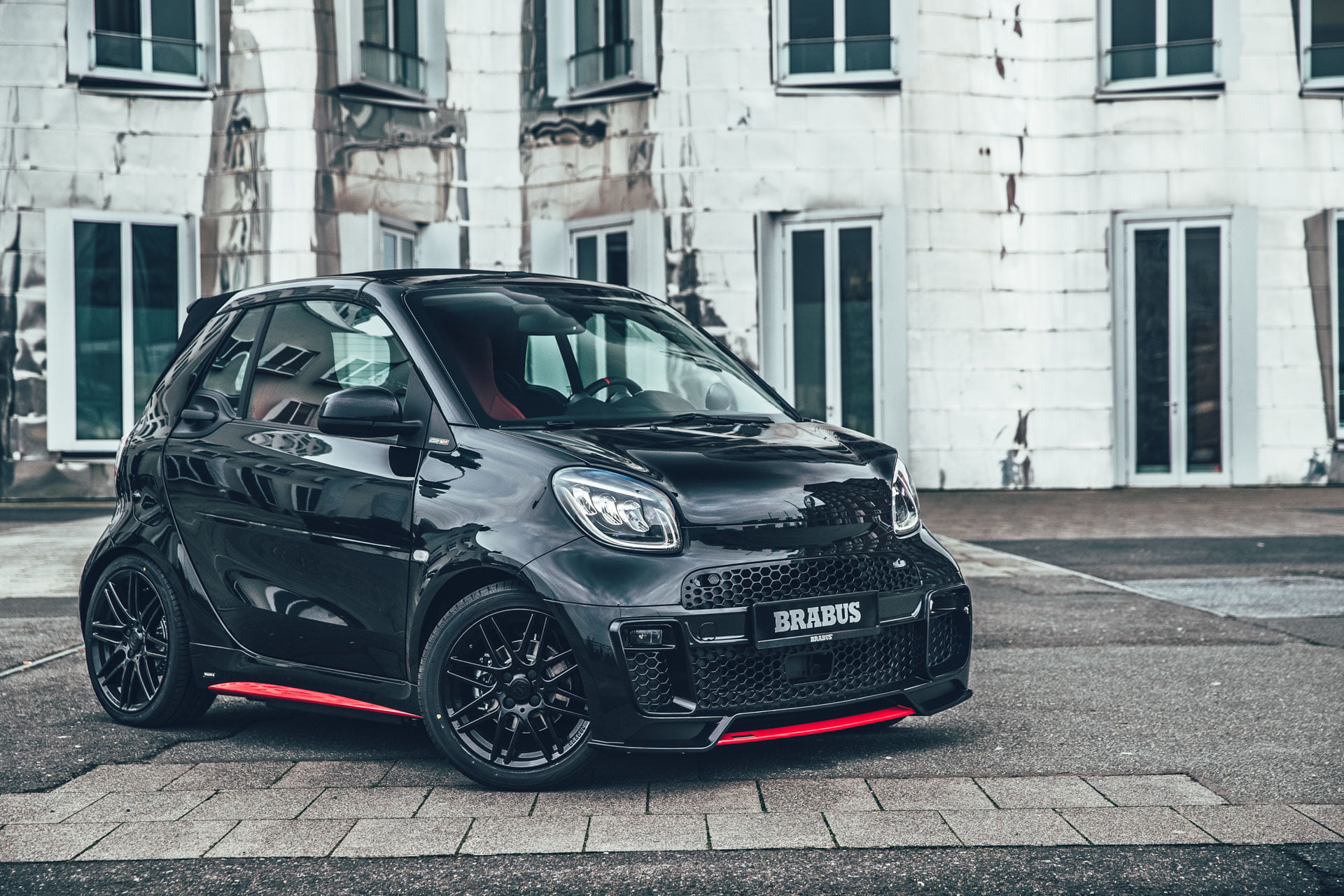 Brabus präsentiert das smartEQfortwo Cabrio als BRABUS 92R - Smart 453 Forum